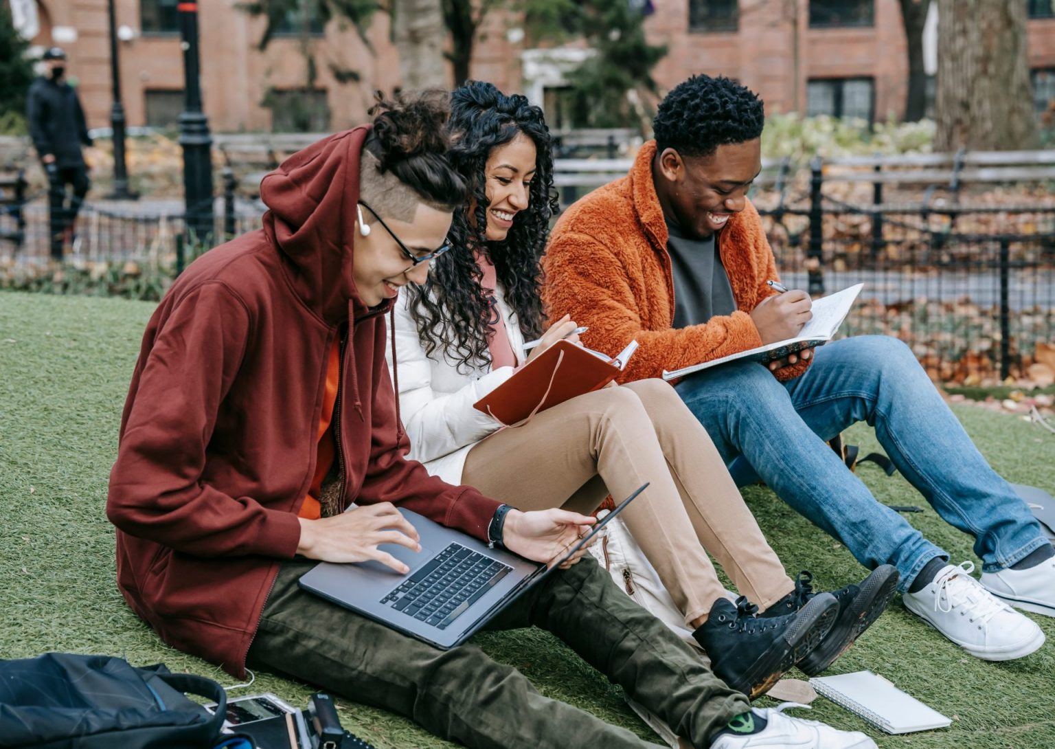 Studying Alone vs. Studying in a Group: Which is More Effective ...